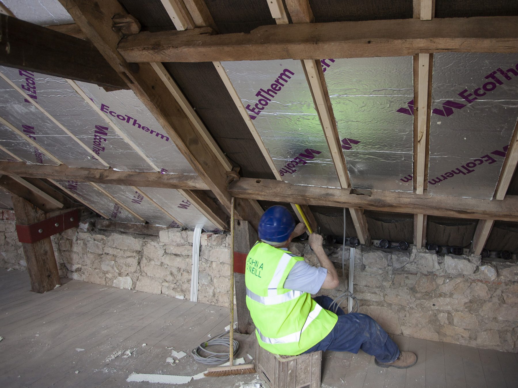 How to Insulate a Room in the Roof